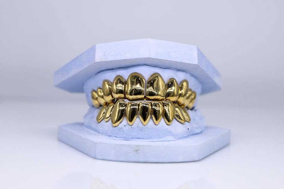Solid Grillz – VVS Grillz
